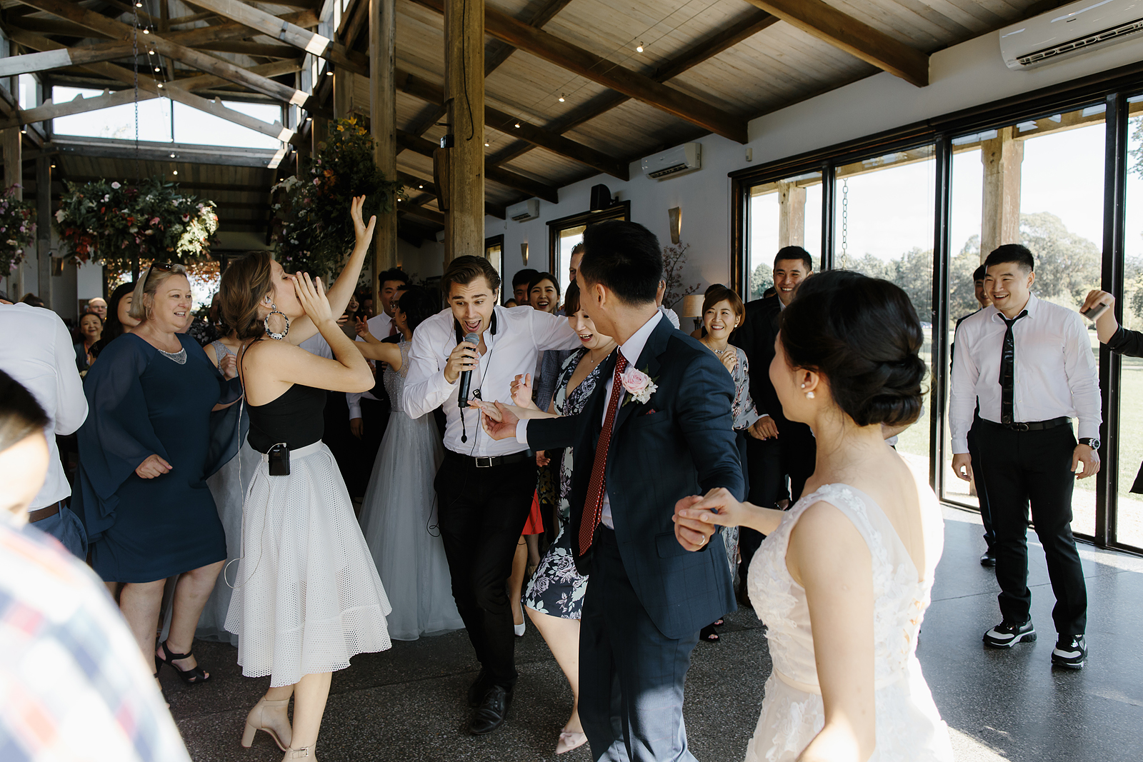 5+ Amazing Melbourne wedding bands [2021]